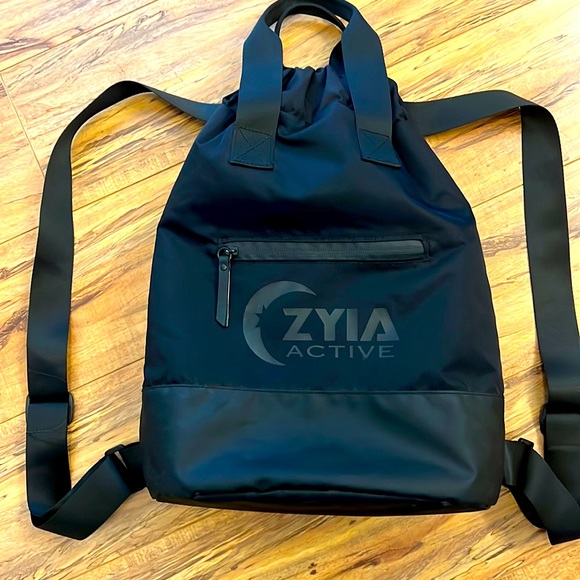 Bags | Zyia Active Cinch Top Backpack | Poshmark